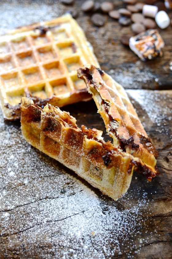Puff pastry S'mores waffles | Bibbyskitchen recipes | S'mores