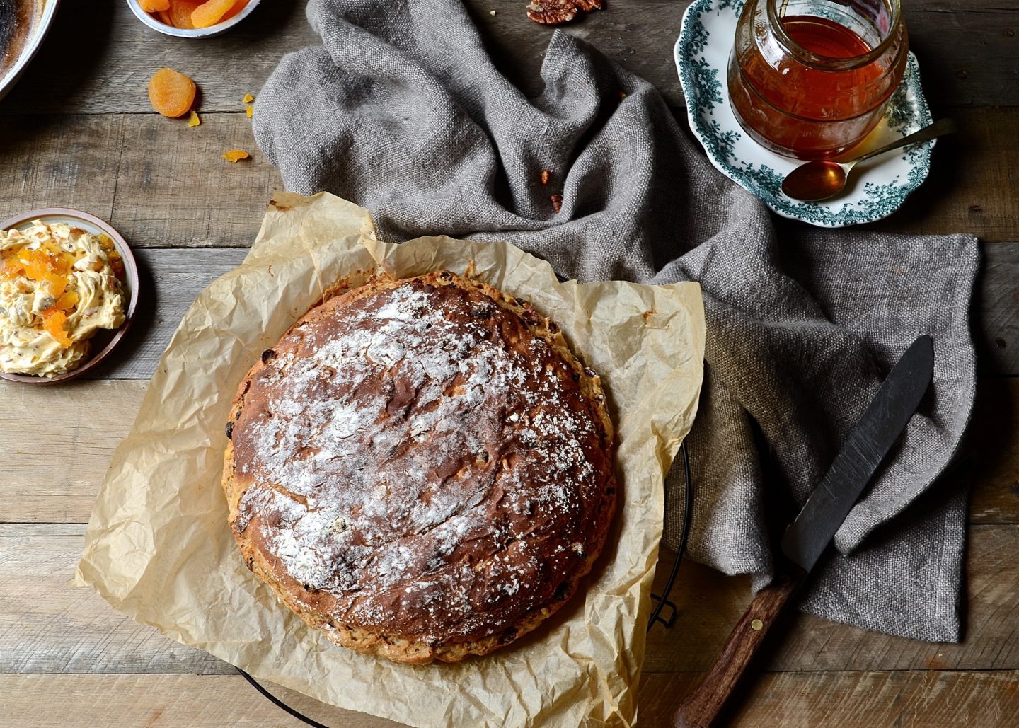 Easter Buns and Bread Recipes | Bibbyskitchen recipes | Baking