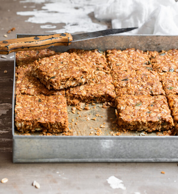 Best healthy seeded oat crunchies | A Bibbyskitchen recipe